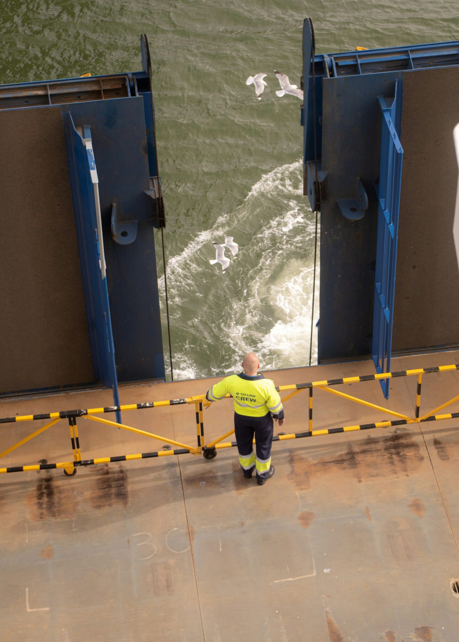 The Use of Security Seals in Maritime Operations - Acme Seals Group